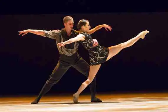 Review: Hubbard Street Dance Chicago And Alonzo King LINES Ballet ...